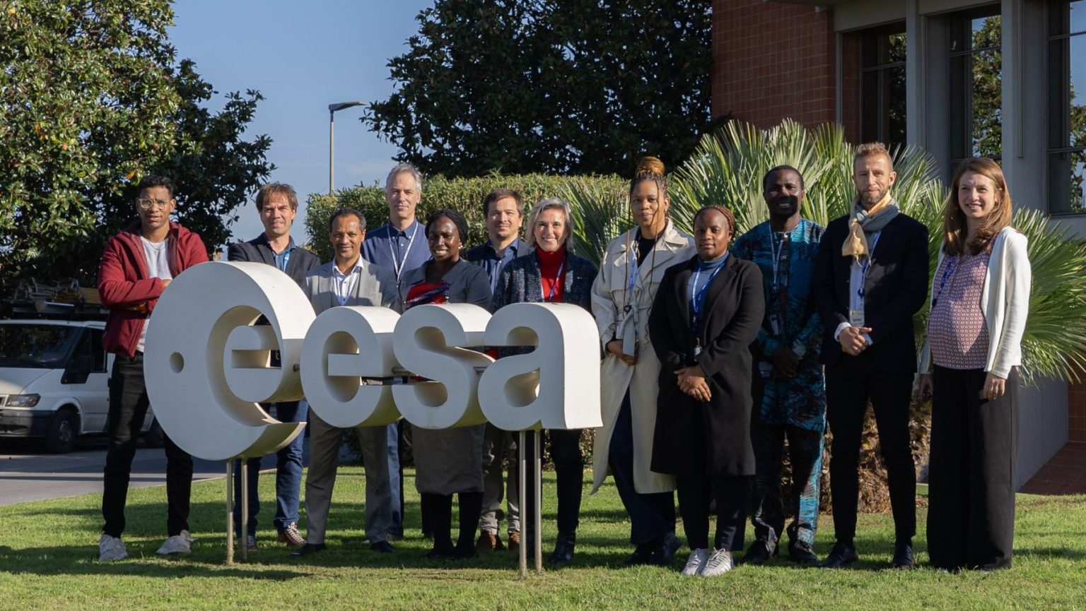 EO training & education - eo science for society